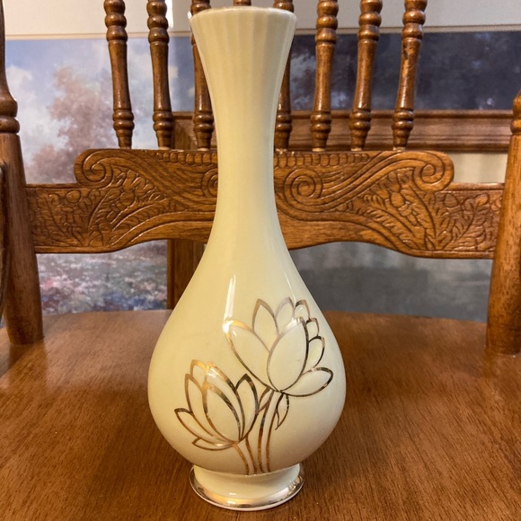 Accents | Vintage 22 Karat Gold Yellow Floral Vase Golden Aero | Poshmark